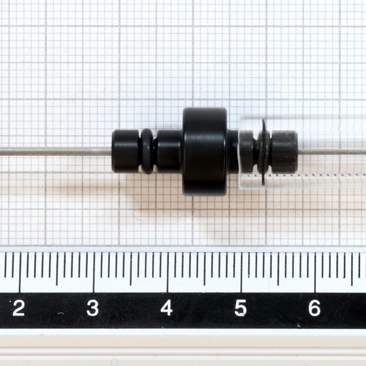 Salt bridge reference electrode tool for cotton frit removal and insertion