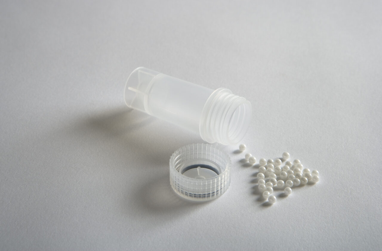 Lysing kit for soft tissue homogenising with 7ml tubes containing 1.4mm ...